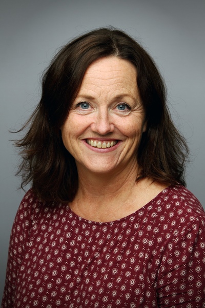 Ledelse og ansatte